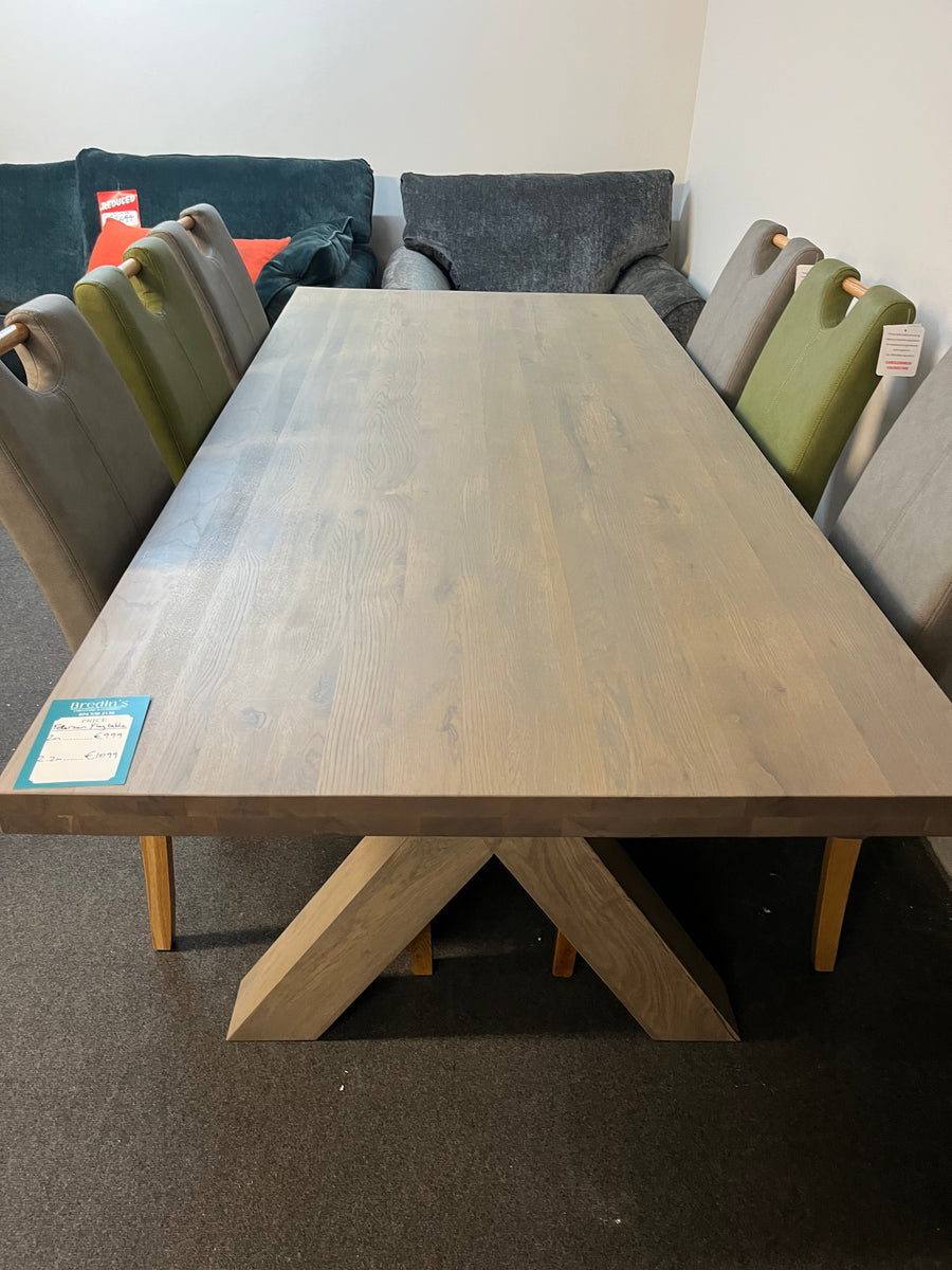 Pederson Y leg Oak Table – Bredins Furniture - House2home Interiors